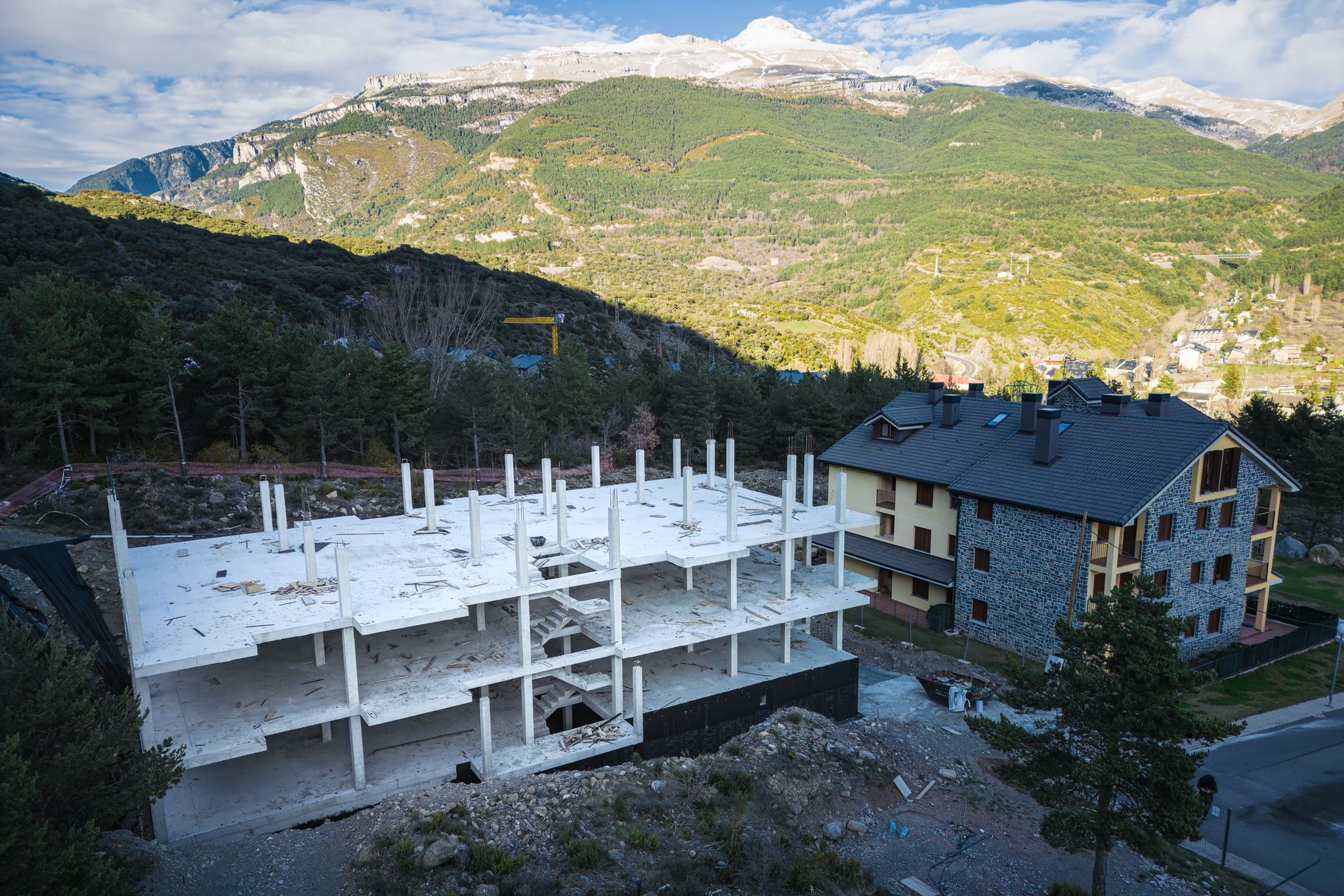 Villanúa toma la iniciativa y adopta decisiones para solucionar el ...